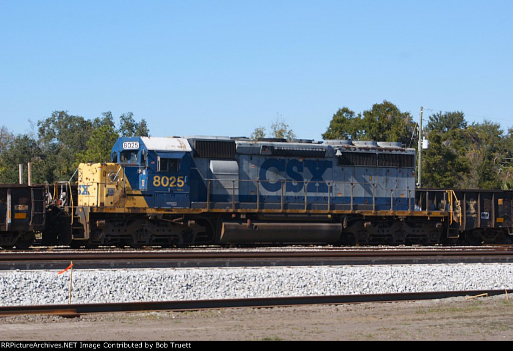 A very well worn SD40-2 in YN2 sits in the north end of the old yard at